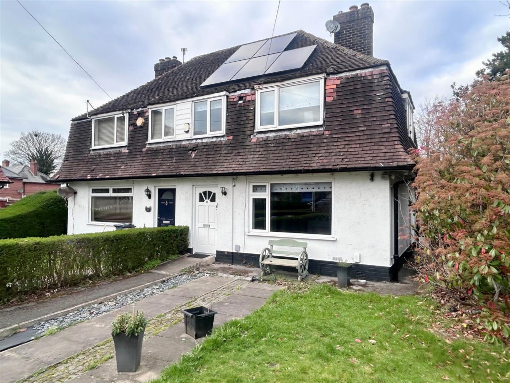 Hall Lane, Baguley, Manchester, 3 bedroom, House - Semi-Detached